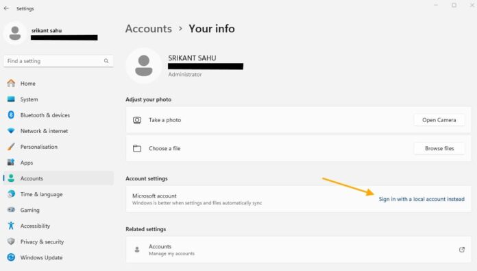 Windows 11 Local vs Microsoft Account: Which One Should You Use in 2025
