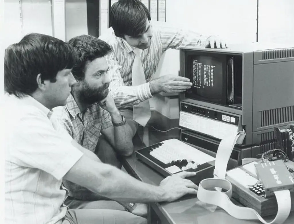 18 Interesting Facts about the Development of Computers (Everyone Must ...