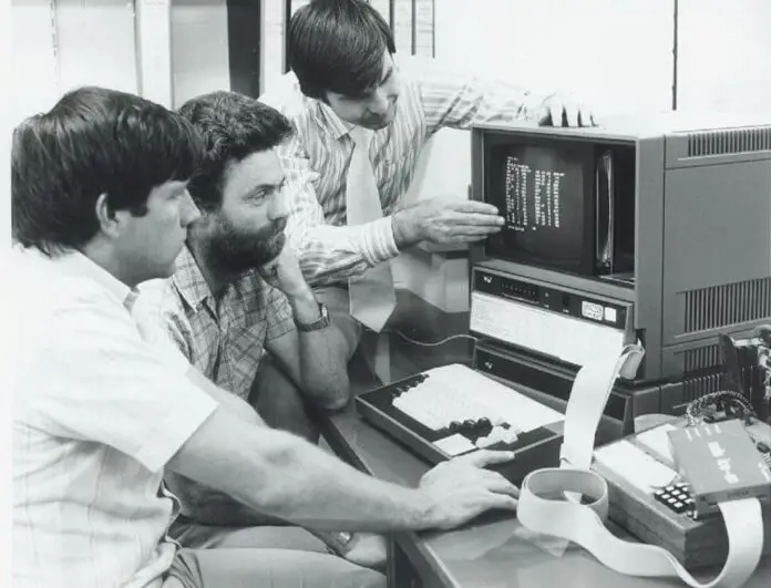 18 Interesting Facts about the Development of Computers (Everyone Must ...